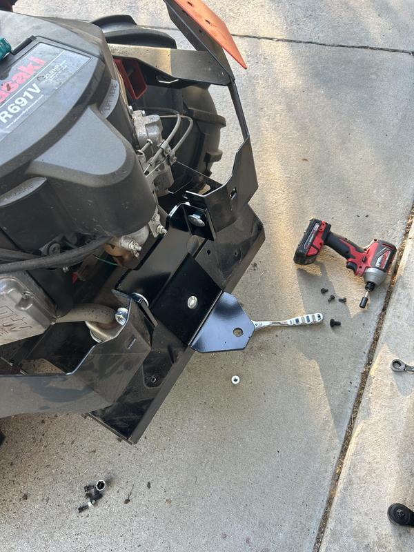 Ariens Ikon Hitch Plate 71801300 at Lowes.com