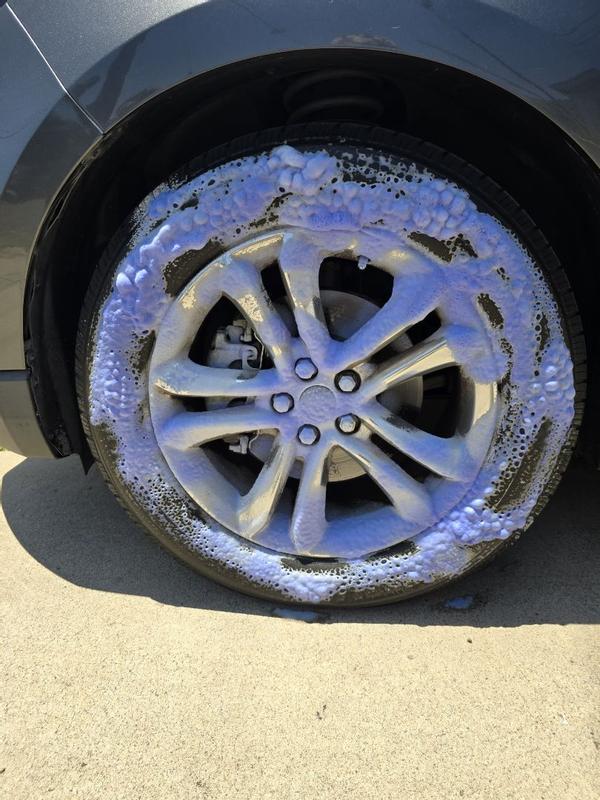 Gyeon Q2 Tire Heavy-Duty Outdoor All Purpose Cleaner, Machine Clean ...