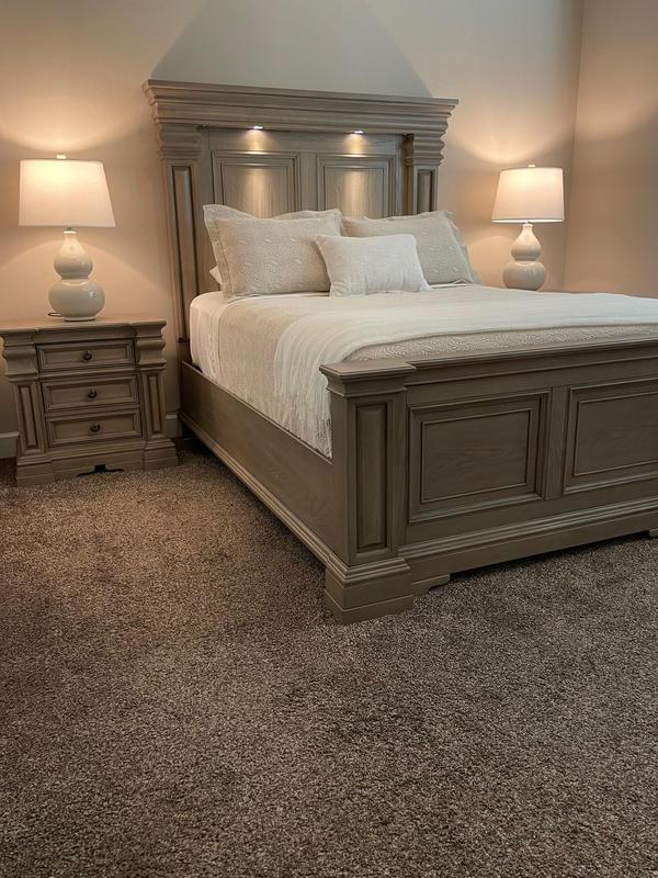 Signature Design by Ashley Saffi Table Lamp in the Table Lamps ...