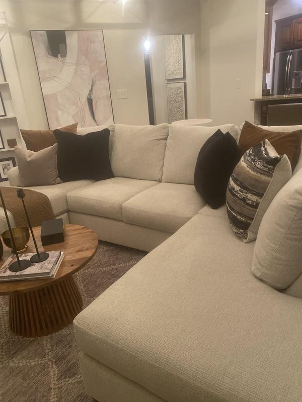 Cambri snow sectional store