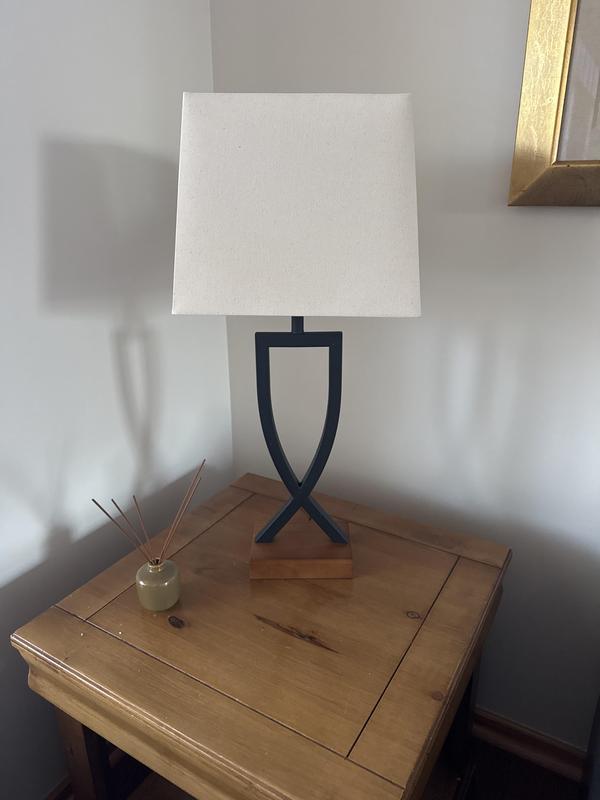 Signature Design by Ashley Makara Table Lamp (Set of 2) in the Table ...