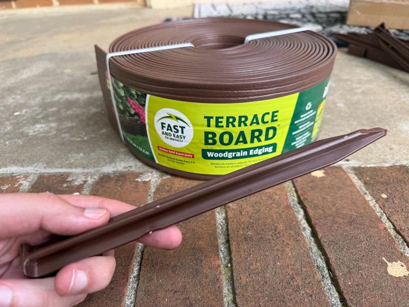 Master Mark 40-ft x 4-in Black Plastic Landscape Edging Roll 94440-1 at ...