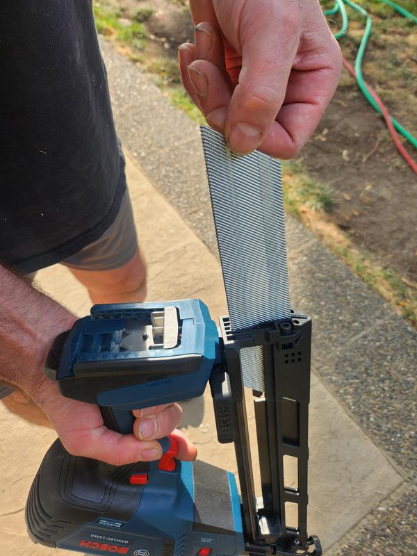 Bosch 2-in 15-Gauge Galvanized Brad Nails (4000-Per Box) GNH15G200GV at ...