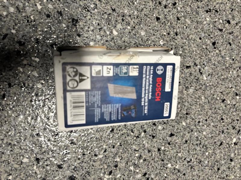 Bosch 1-1/2-in 16 -Gauge Angled Galvanized Collated Finish nails 2000 ...