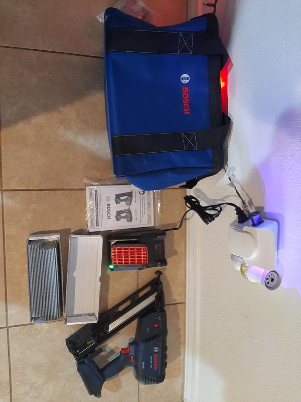 Bosch 2-1/2-in 15 -Gauge Angled Galvanized Collated Finish nails 4000 ...