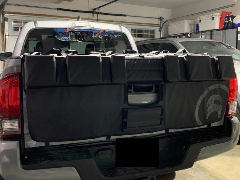 Backcountry Getaway Goat Tailgate Pad - Accessories