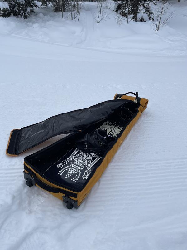 Db The Djarv Sage Kotsenburg Collection Snow Roller Bag - Ski Db The Djarv Sage Kotsenburg Collection Snow Roller Bag - Ski