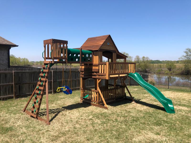 Woodridge Elite Wooden Swing Set