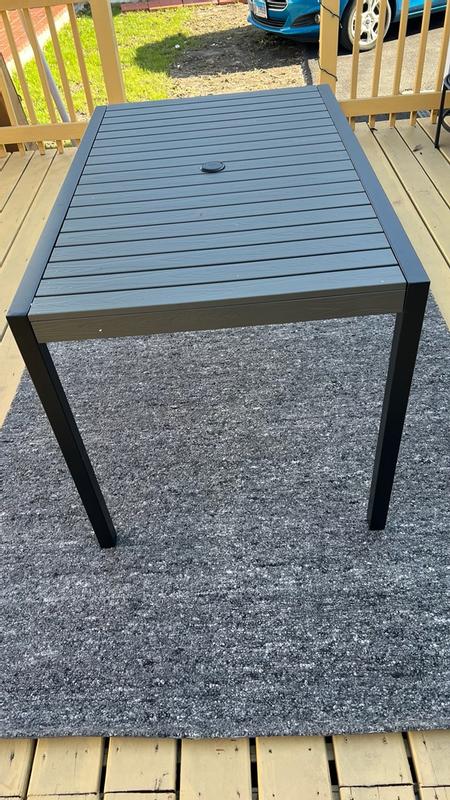 Merrick Lane 30-in x 48-in Outdoor Dining Table with Faux Teak Poly ...