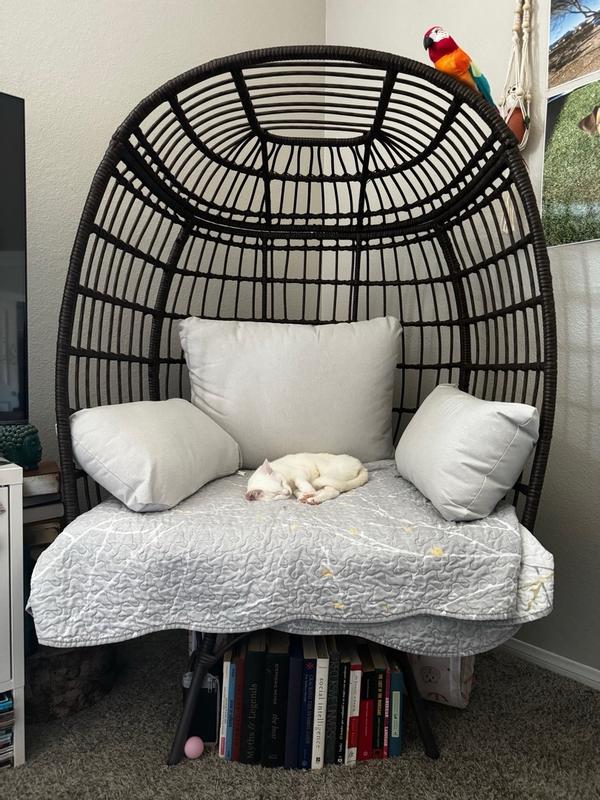 MERRICK LANE Tavros Oversized Wicker Rattan Swivel Lounge Egg Chair For Indoor/Outdoor Patio ...