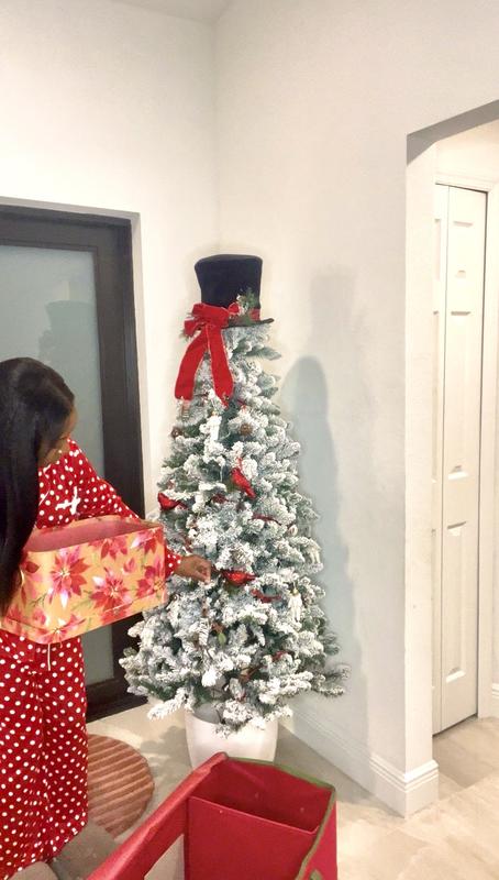 Best Choice Products Pre-Lit Potted Flocked Christmas Tree 6ft Classic ...