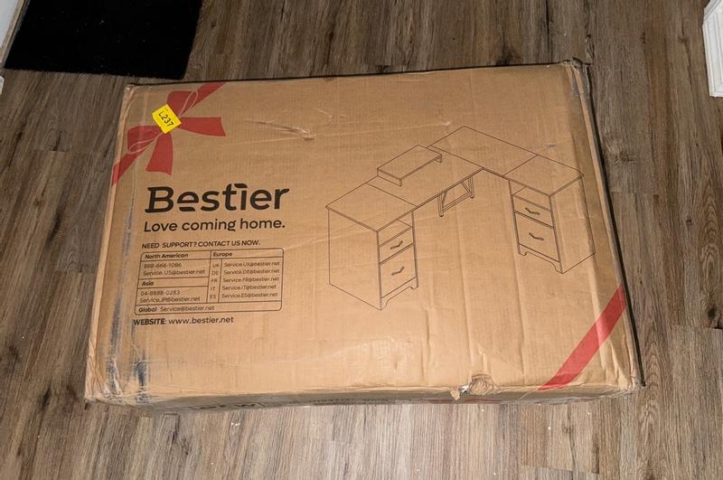 Bestier 44.29-in W 4-Shelf Black Gaming Desk with Reversible 4-Tier ...