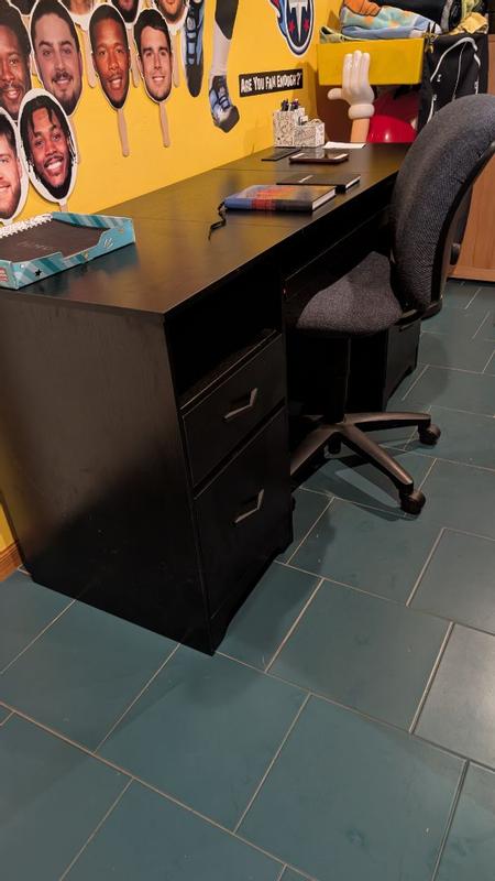 Bestier 59.06-in W Black Office Desk with Charging Station and Keyboard ...