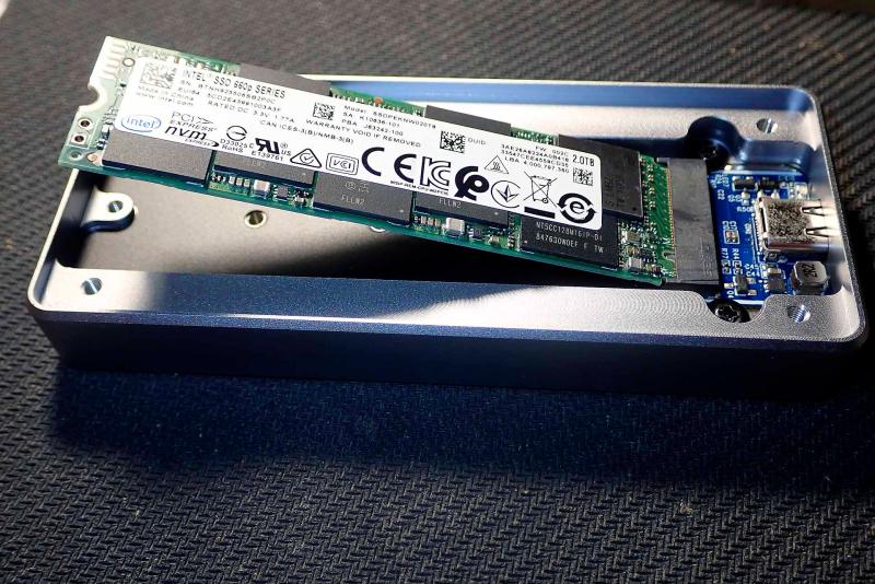 Sabrent NVMe PCIe M.2 to USB 3.1 Gen 2 USB Type-C SSD EC-NVME