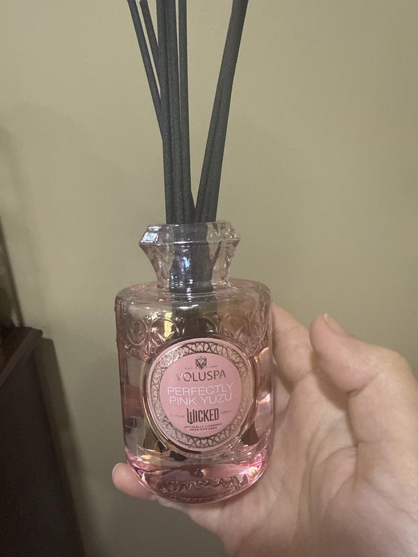 Voluspa Limited Edition Wicked Perfectly Pink Yuzu Reed Diffuser, 3.4 ...