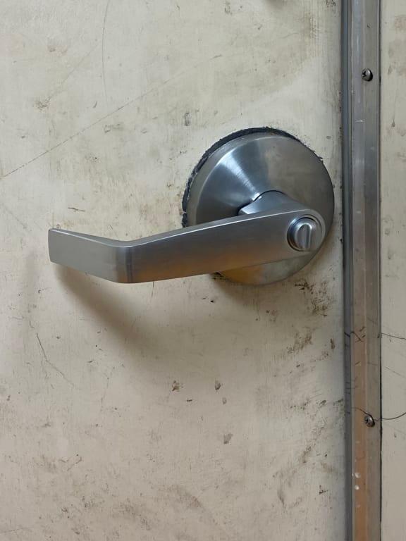 BRINKS COMMERCIAL Heavy Duty Commercial Lever Matte Black Interior ...