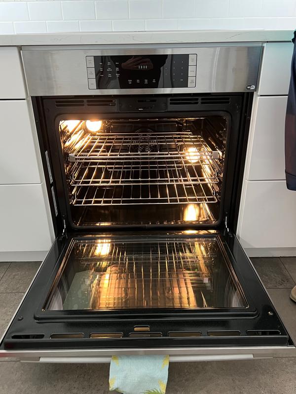 Bosch 800 Series 30-in Single Electric Wall Oven Convection European ...