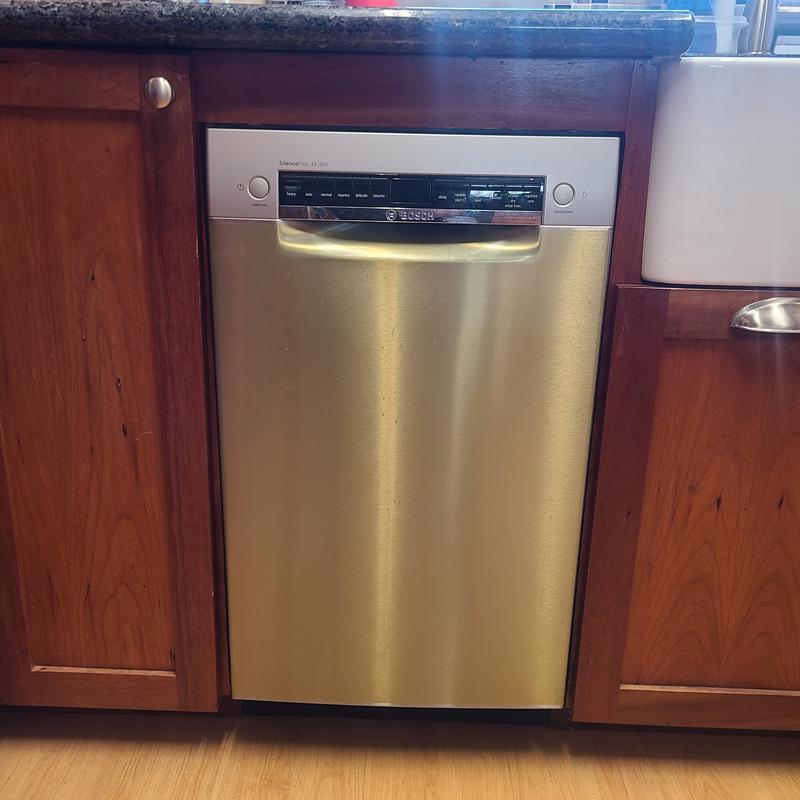 Bosch 800 Series 18-in Front Control Smart Built-In Dishwasher With ...