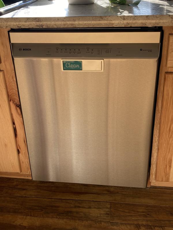 Bosch 100 Series Plus 24-in Front Control Smart Built-In Dishwasher ...