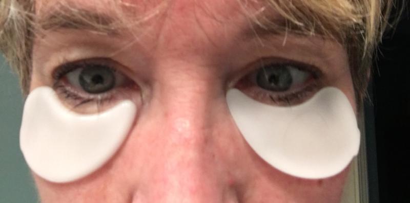 Renewing Natural Hydrogel Eye Mask | Burt's Bees