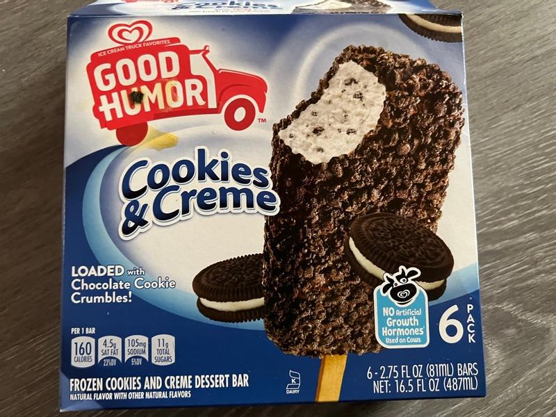 Good Humor Cookies and Cream Ice Cream Bar with Chocolate Cookie Pieces ...