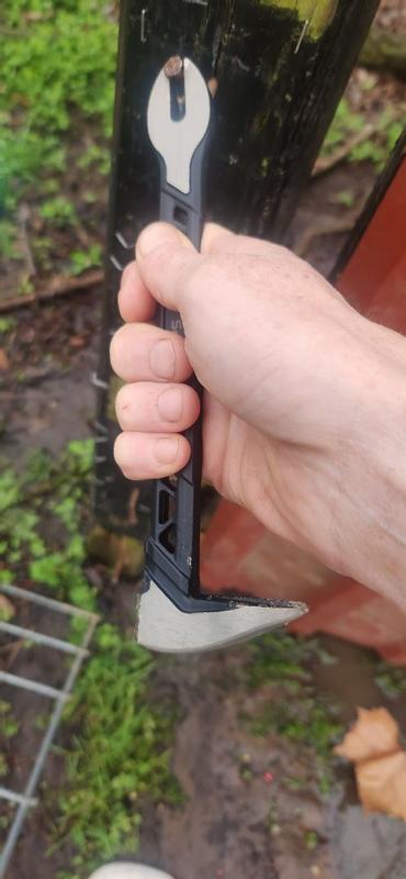 Spec Ops Tools 11 Nail Puller Cats Paw Pry Bar, High-Carbon Steel 11-in High Carbon Steel Claw ...