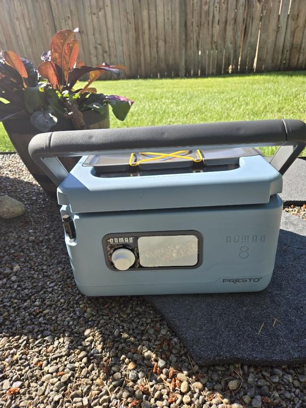 Presto 06019 8 Qt Nomad Portable Electric Slow Cooker, Locking Lid ...