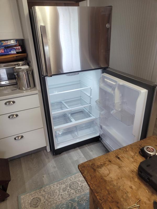 GE 19.1-cu ft Top-Freezer Refrigerator (Stainless Steel) ENERGY STAR ...