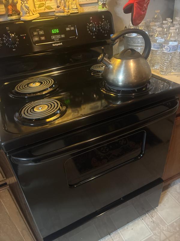 Hotpoint 30-in 4 Burners 5-cu ft Freestanding Electric Range (White ...