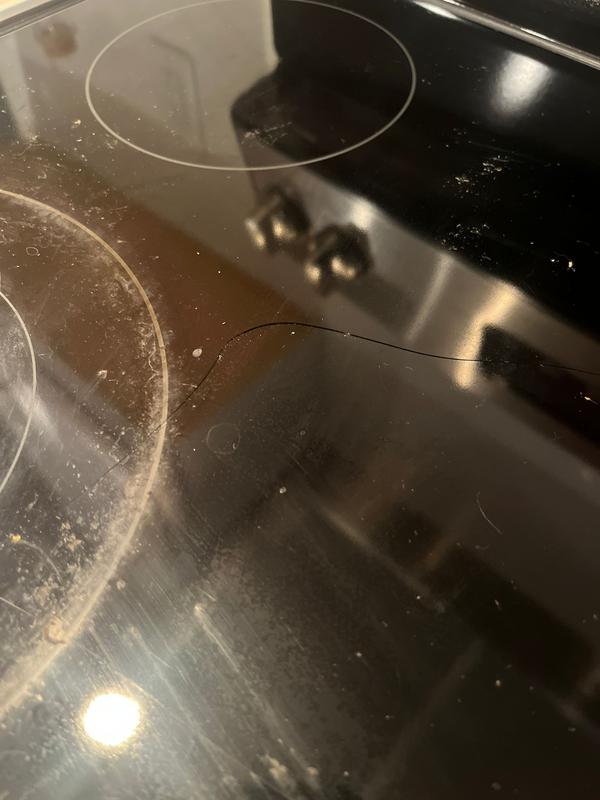 GE 30-in Glass Top 4 Burners 5.3-cu ft Self-Cleaning Freestanding ...