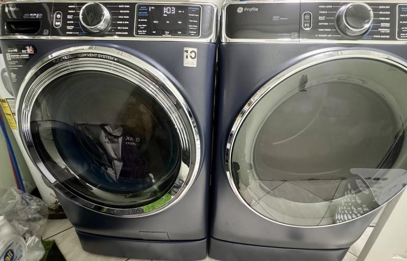 GE Profile UltraFresh Vent System Plus 5.3-cu ft High Efficiency Stackable Steam Cycle Smart ...