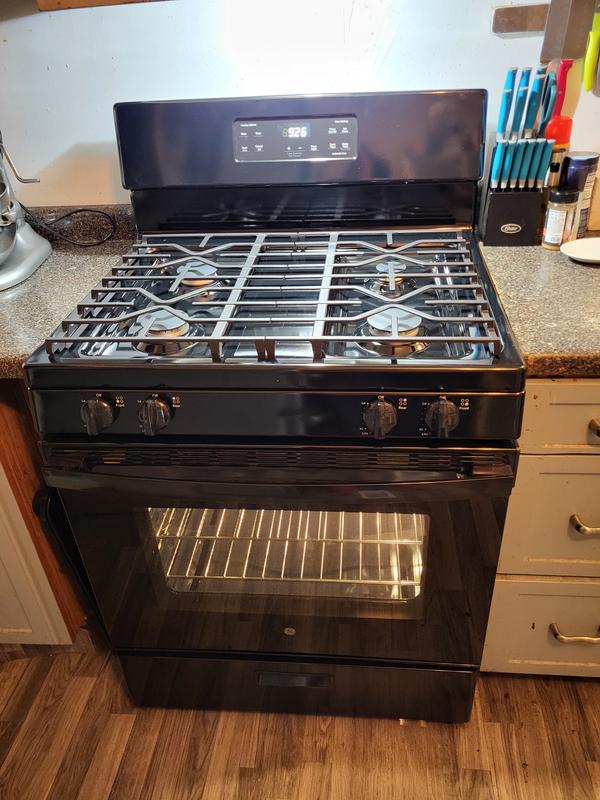 GE 30-in 4 Burners 4.8-cu ft Freestanding Natural Gas Range (White ...