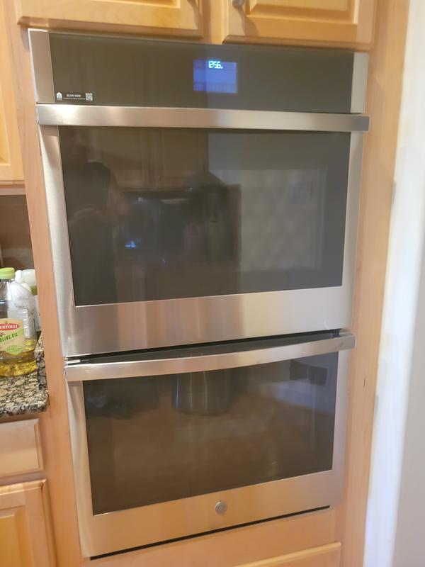 GE 30-in Smart Double Electric Wall Oven with Air Fry Single-fan ...