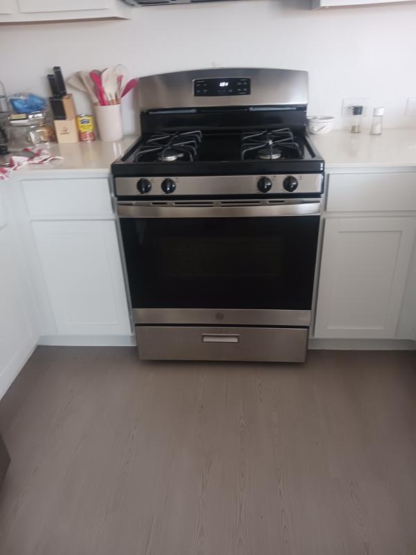 GE 30-in 4 Burners 4.8-cu ft Freestanding Gas Range (Bisque) in the ...