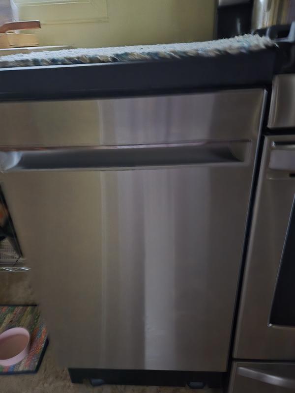 GE 18-in Portable Freestanding Dishwasher (Stainless Steel) ENERGY STAR ...