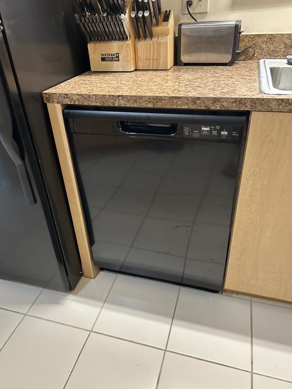 GE Dry Boost 24-in Front Control Built-In Dishwasher (Black) ENERGY ...