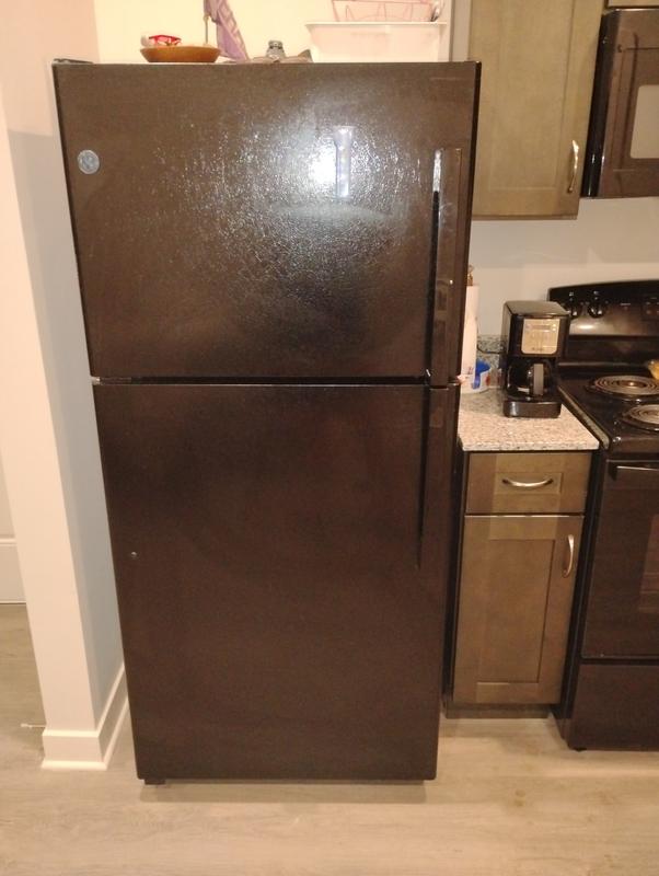 GE 19.1-cu ft Top-Freezer Refrigerator (Stainless Steel) ENERGY STAR ...