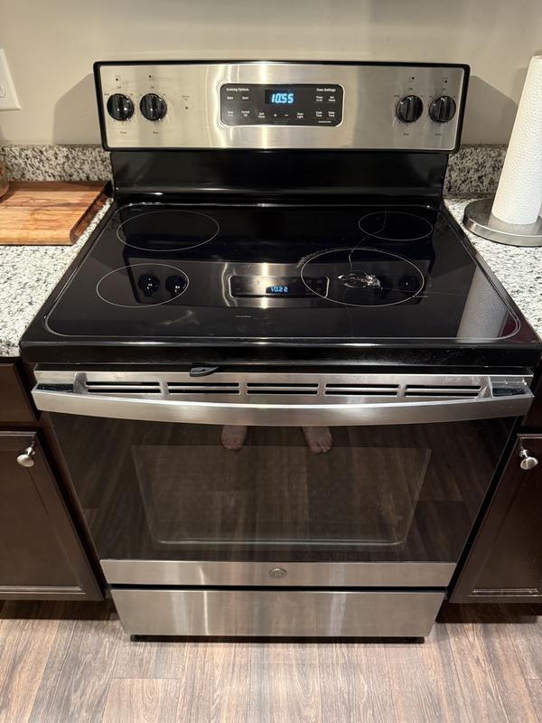 GE 30-in Glass Top 4 elements 5.3-cu ft Freestanding Electric Range ...
