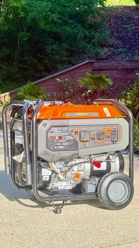 Generac 10,000/8,500-Watt Gasoline Powered XT8500EfI-OL Portable ...