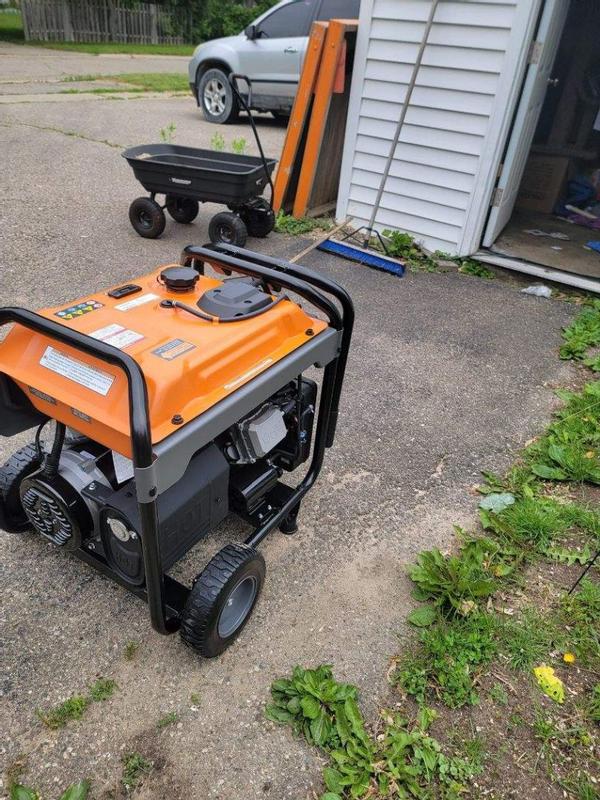 Generac 10,000/8,500-Watt Gasoline Powered XT8500EfI-OL Portable ...
