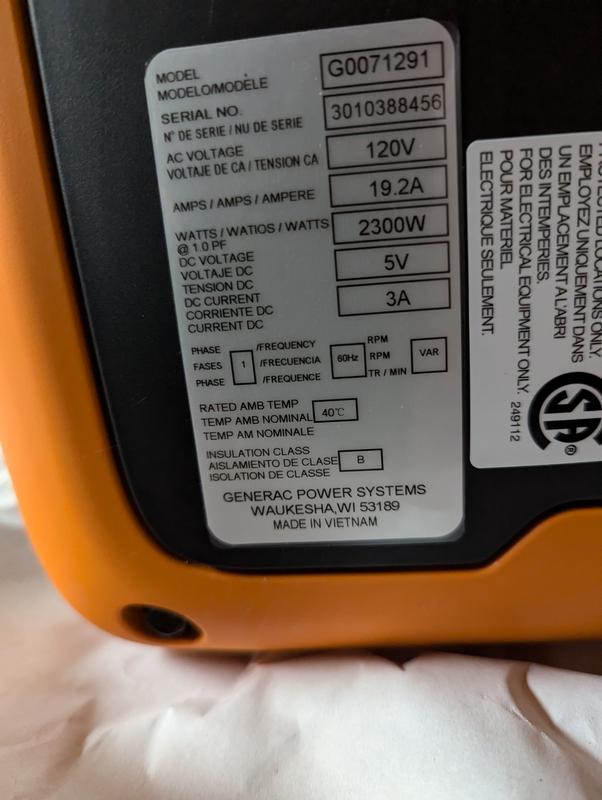 Generac 2,500-Watt Gasoline Powered 8251 GP2500i Portable Inverter ...