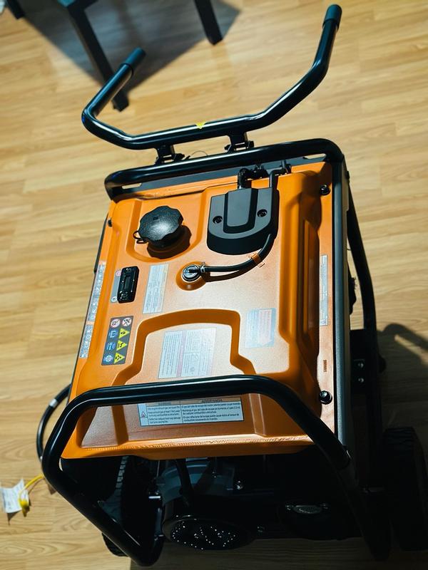 Generac 12500 / 9500 -Watt Tri fuel Portable Generator in the Portable ...