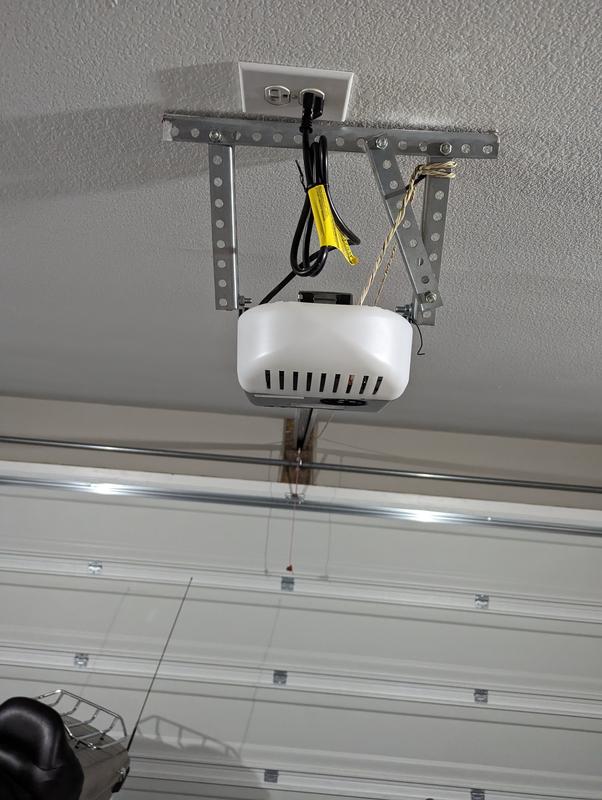 Genie Chain Drive 500 Garage Door Opener at Tractor Supply Co