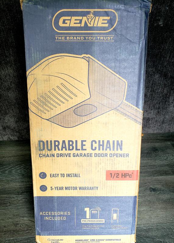 Genie Chain Drive 500 Garage Door Opener at Tractor Supply Co