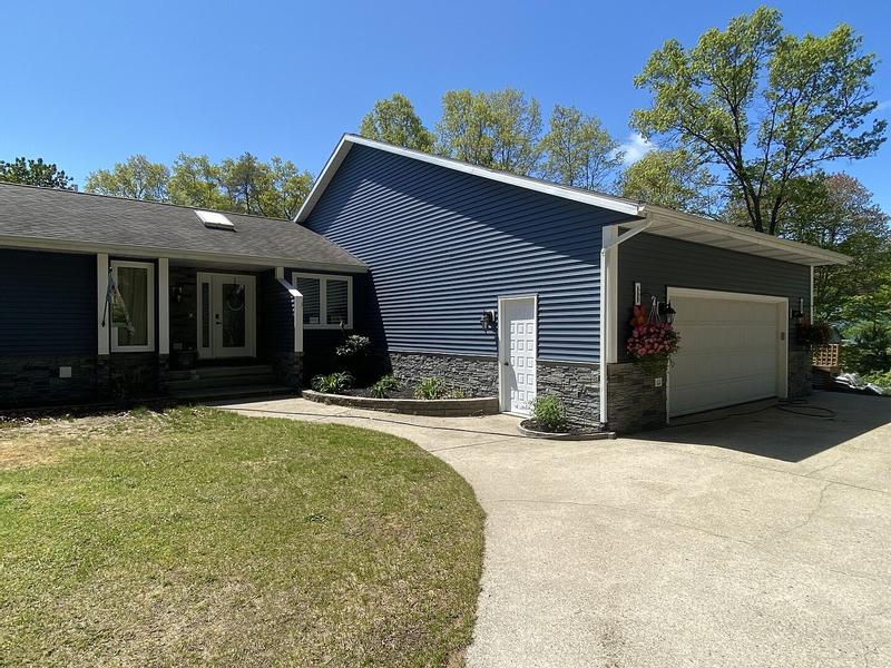 GenStone G2 Exterior 1.02-sq ft Gray Faux Stone Veneer G2NSL at Lowes.com