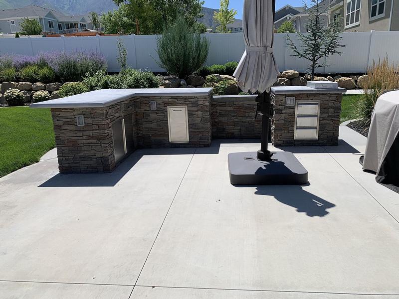 GenStone Stacked Stone Inside Corner 2.82 Square feet Kenai Faux stone veneer in the Stone ...