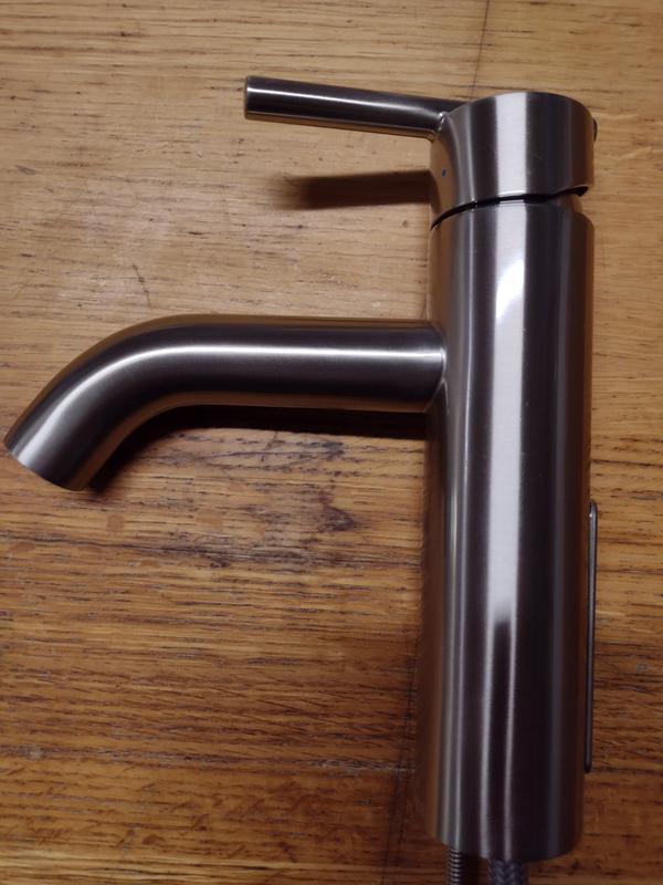 Gerber Parma Brushed Nickel Single hole 1-handle WaterSense Mid-arc ...