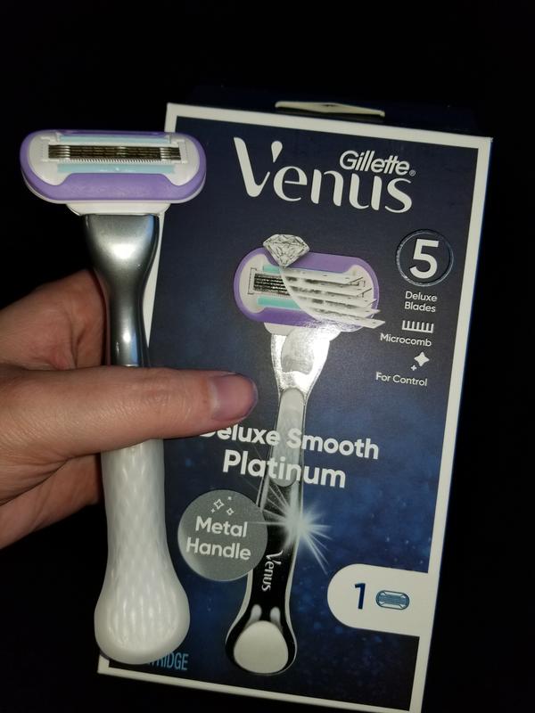 Customer Reviews: Gillette® Venus Platinum Extra Smooth Women's Razor ...