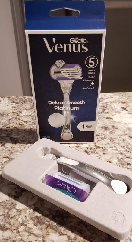 Customer Reviews: Gillette® Venus Platinum Extra Smooth Women's Razor ...
