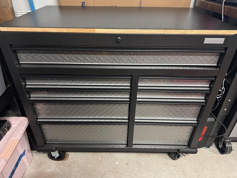 Gladiator 41-in L x 24.5-in H 9-Drawers Rolling Hammered Granite Wood ...